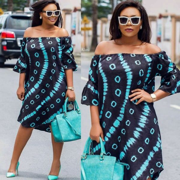 47 modèles de robes en pagne chics et tendances pour vos occasions