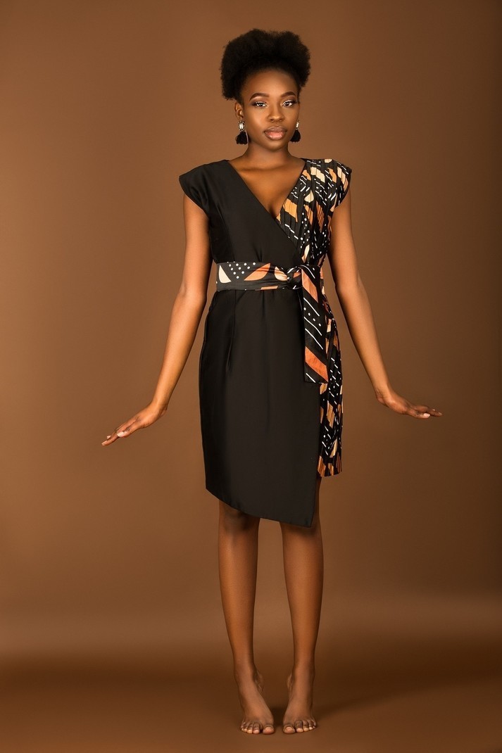 10 jolies robes en pagne parfaites pour les fêtes - Silence Brisé
